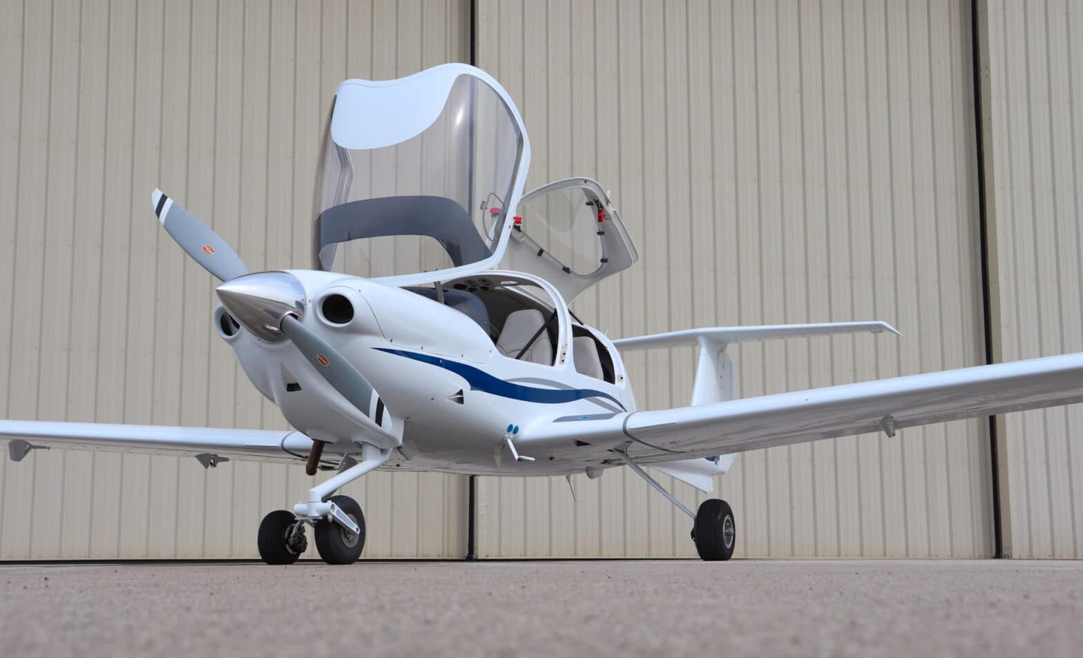 DIAMOND AIRCRAFT - AirMart Planes For Sale | Airplanes For Sale