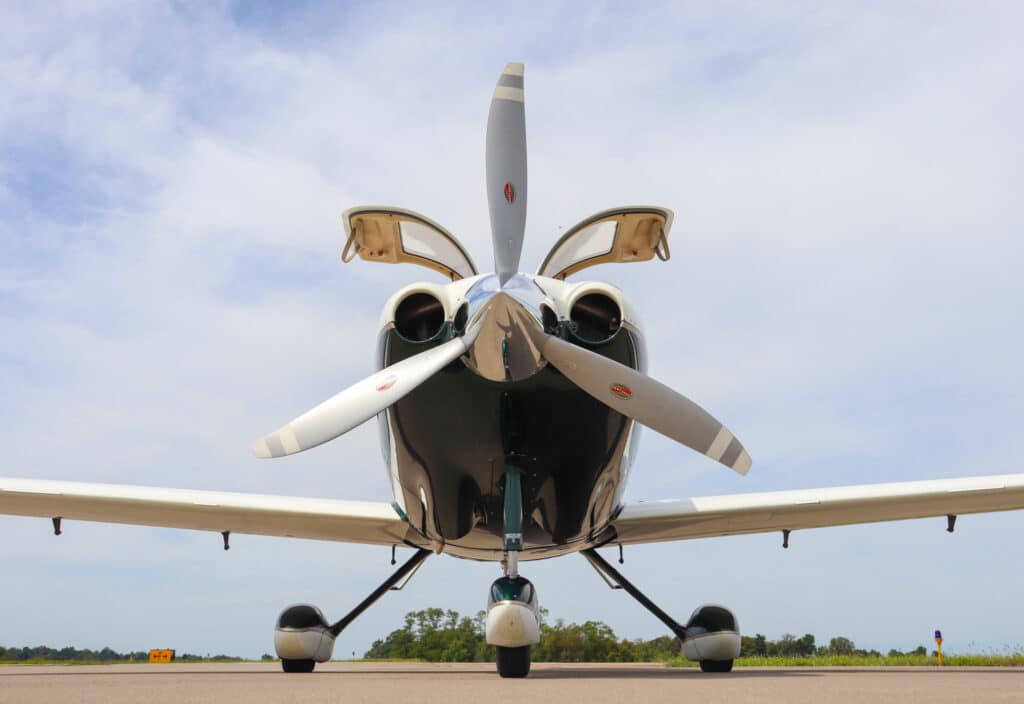 Columbia 400 N2730P - AirMart Planes For Sale | Airplanes For Sale